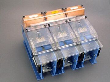 33204 Wohner NH fuse switch-disconnector size 4a, 1600 A, panel mounting